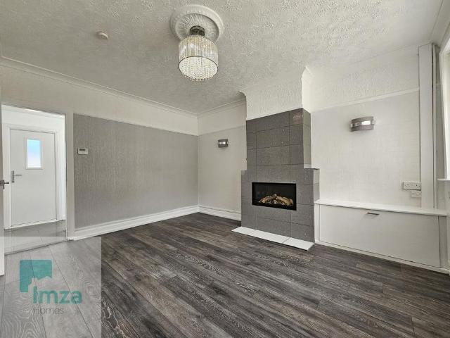2 bedroom end of terrace house to rent
