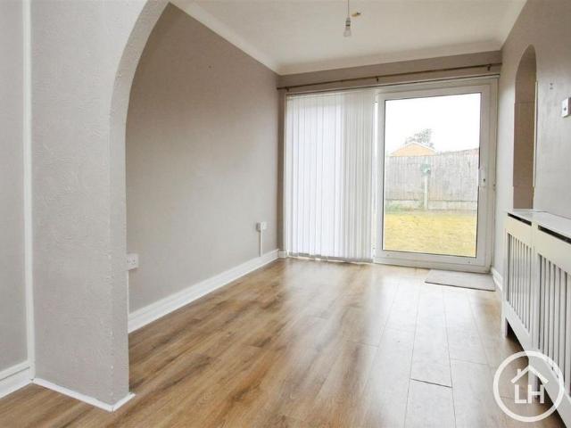 2 bedroom end of terrace house to rent