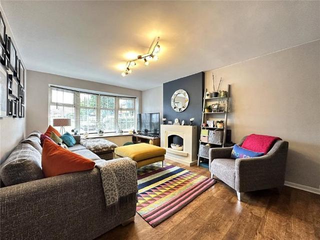 2 bedroom end of terrace house to rent