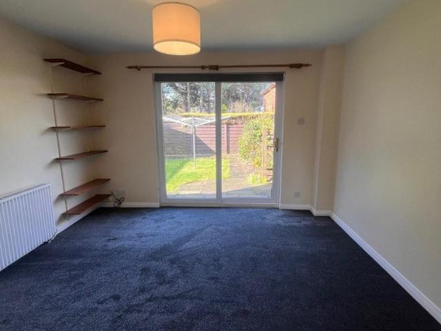 1 bedroom end of terrace house to rent