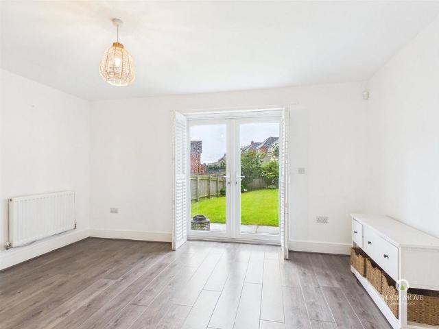 2 bedroom end of terrace house to rent