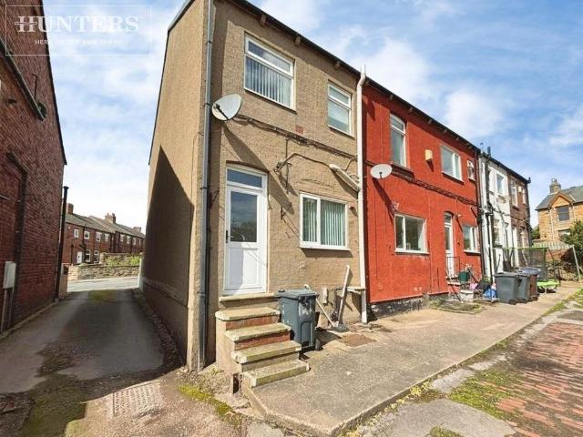 2 bedroom end of terrace house to rent