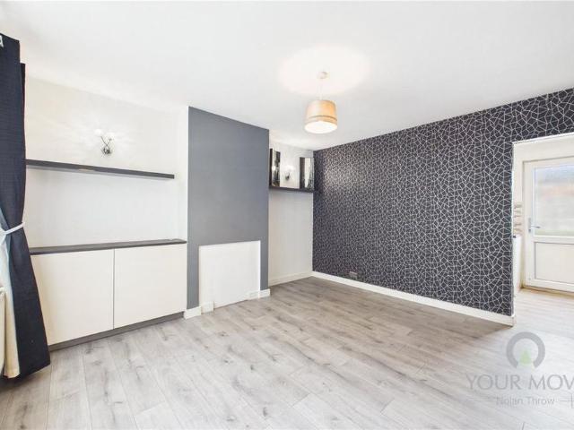 2 bedroom end of terrace house to rent