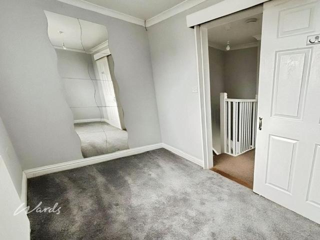 2 bedroom end of terrace house to rent