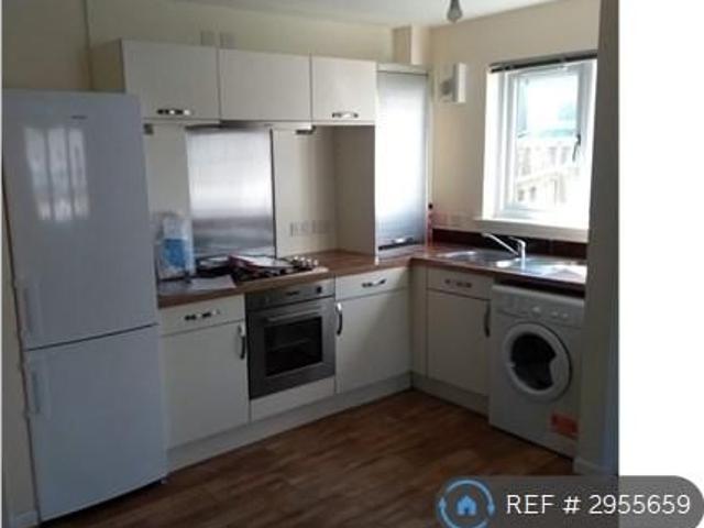 2 bedroom end of terrace house to rent