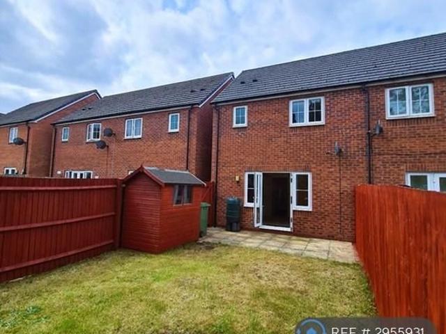 2 bedroom end of terrace house to rent