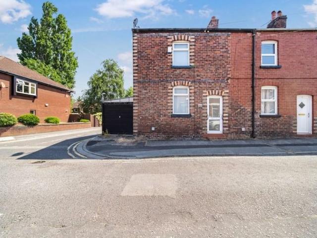 2 bedroom end of terrace house to rent