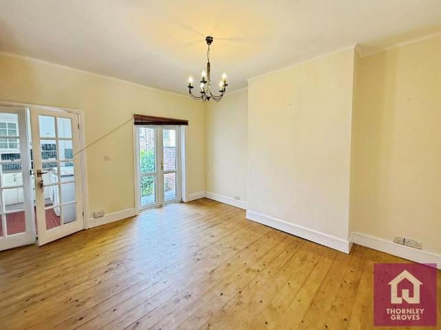 2 bedroom end of terrace house to rent