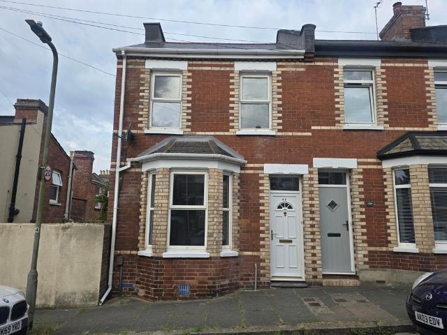 2 bedroom end of terrace house to rent
