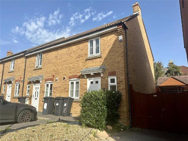 2 bedroom end of terrace house to rent