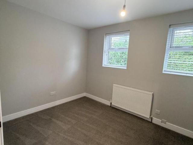 2 bedroom end of terrace house to rent