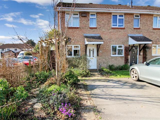 2 bedroom end of terrace house to rent