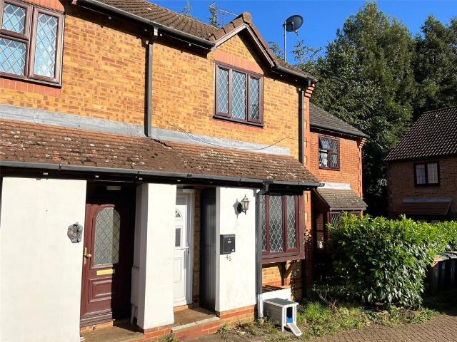 2 bedroom end of terrace house to rent