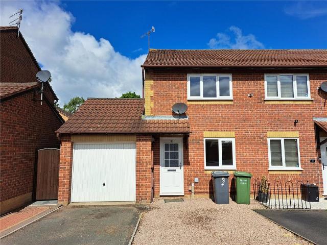 2 bedroom end of terrace house to rent