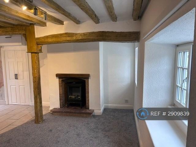 2 bedroom end of terrace house to rent
