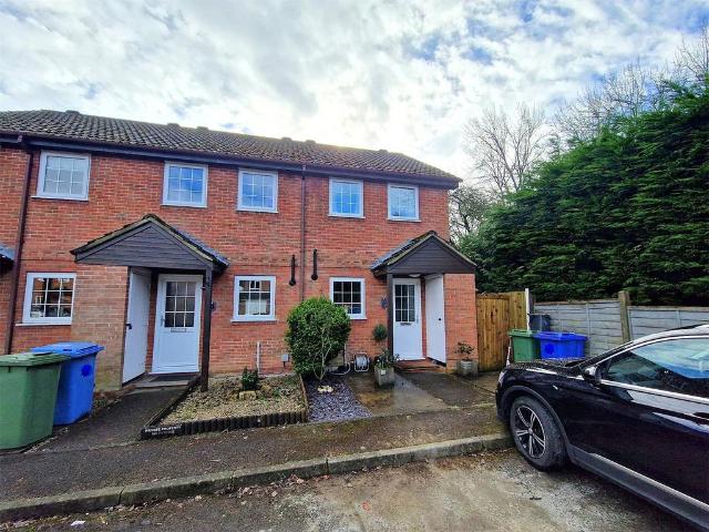 2 bedroom end of terrace house to rent
