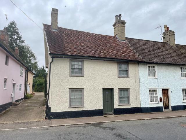 2 bedroom end of terrace house to rent