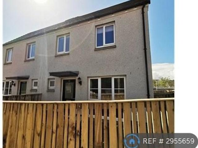 2 bedroom end of terrace house to rent