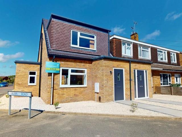 2 bedroom end of terrace house to rent
