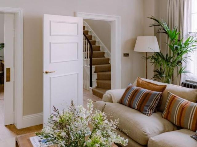 2 bedroom end of terrace house to rent