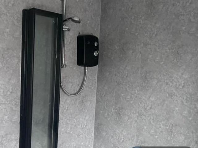 2 bedroom end of terrace house to rent
