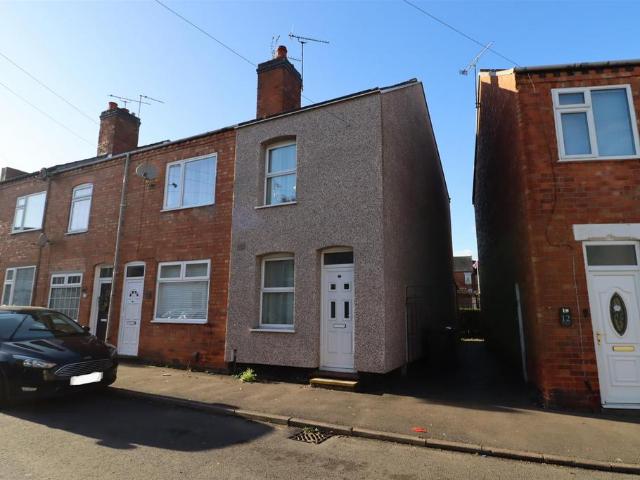 2 bedroom end of terrace house to rent