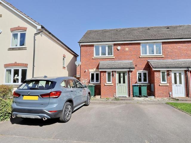 2 bedroom end of terrace house to rent