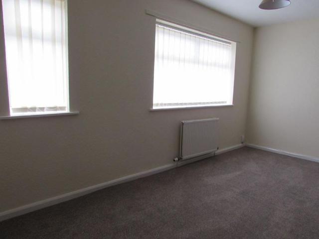 2 bedroom end of terrace house to rent
