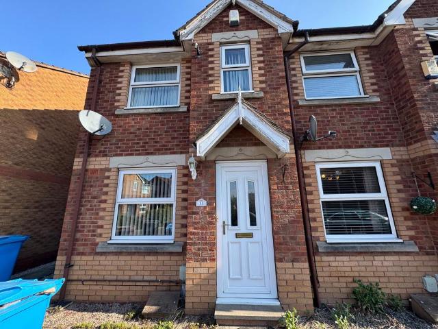 2 bedroom end of terrace house to rent
