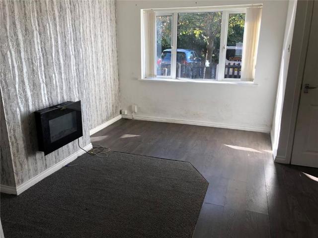 2 bedroom end of terrace house to rent