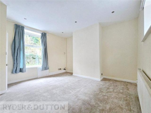 2 bedroom end of terrace house to rent