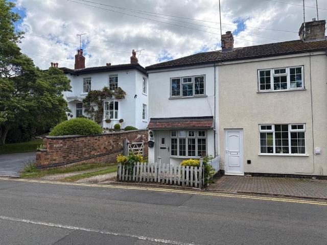 2 bedroom end of terrace house to rent