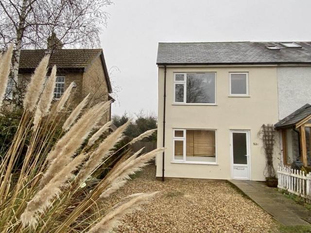 2 bedroom end of terrace house to rent