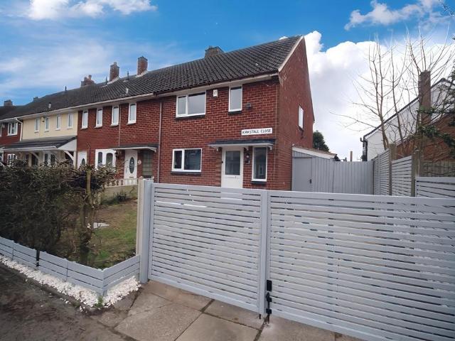 2 bedroom end of terrace house to rent