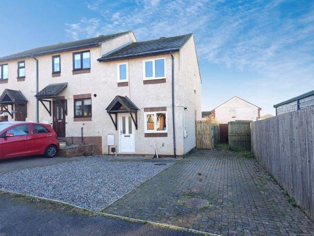 2 bedroom end of terrace house to rent
