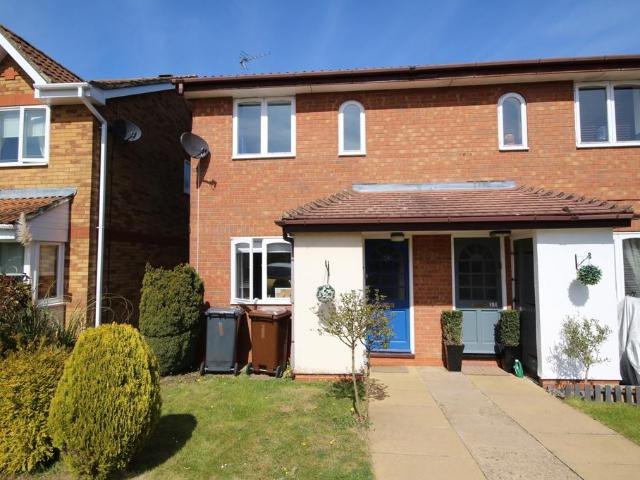 2 bedroom end of terrace house to rent