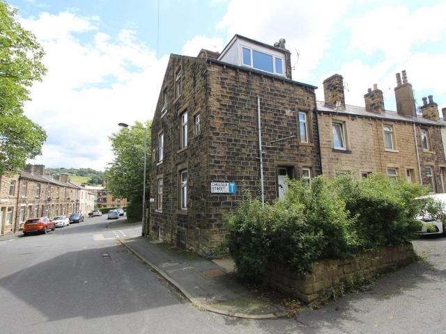 2 bedroom end of terrace house to rent