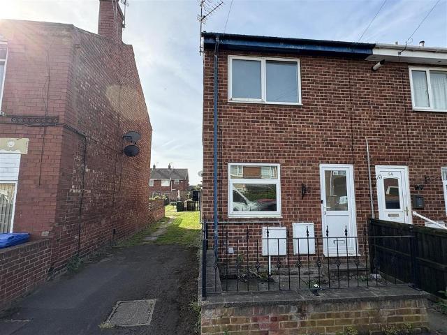 2 bedroom end of terrace house to rent