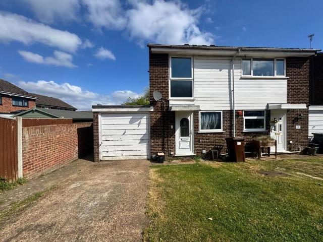 2 bedroom end of terrace house to rent