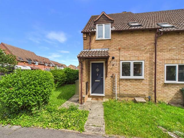 2 bedroom end of terrace house to rent