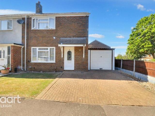 2 bedroom end of terrace house to rent