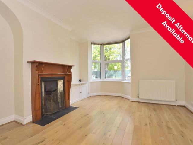 2 bedroom end of terrace house to rent