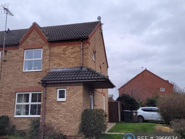 2 bedroom end of terrace house to rent