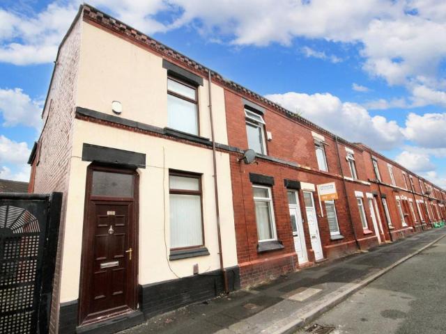 2 bedroom end of terrace house to rent