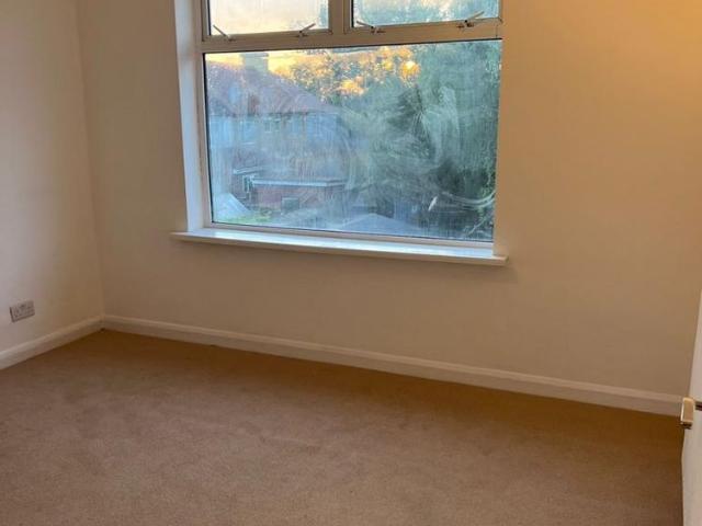 2 bedroom end of terrace house to rent