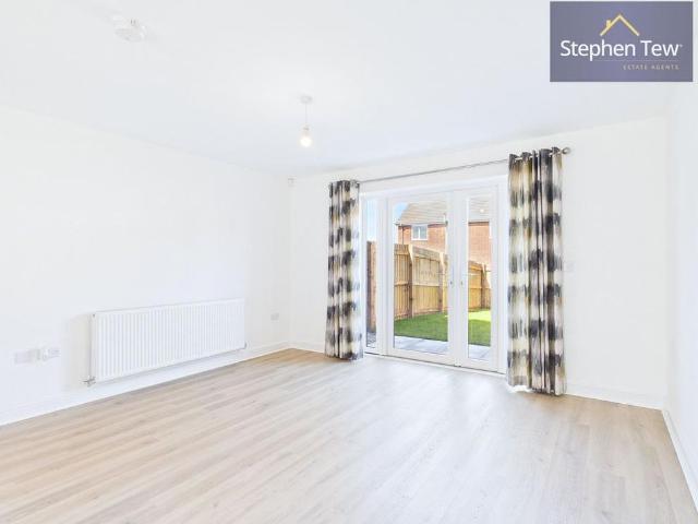 2 bedroom end of terrace house to rent