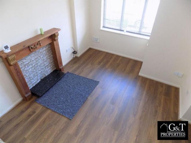 2 bedroom end of terrace house to rent