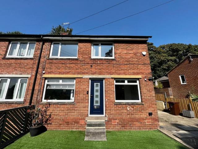 2 bedroom end of terrace house to rent