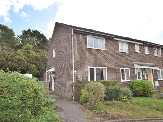 2 bedroom end of terrace house to rent