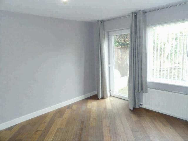 2 bedroom end of terrace house to rent